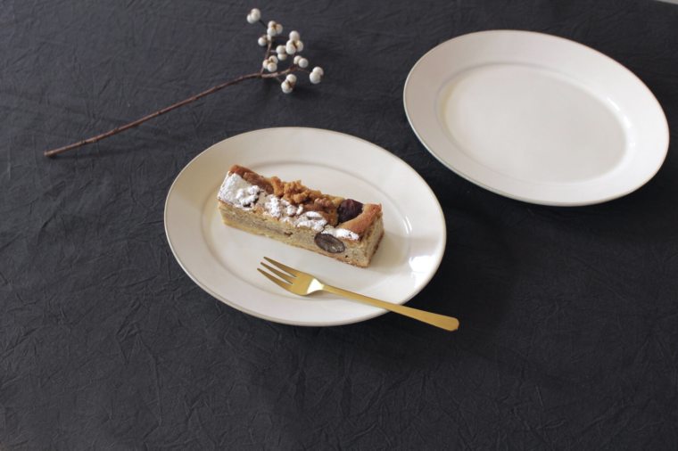 Rondo 19オーバル皿 無地クリーム | 小田陶器公式サイト